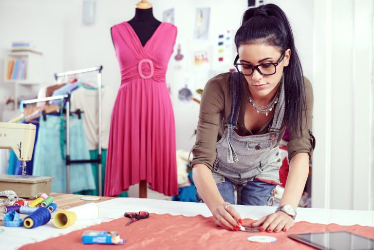 Fashion Designer Salary How To Become Job Description Best Schools