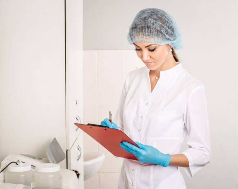 Medical Technologist - Salary, How to Become, Job Description & Best ...