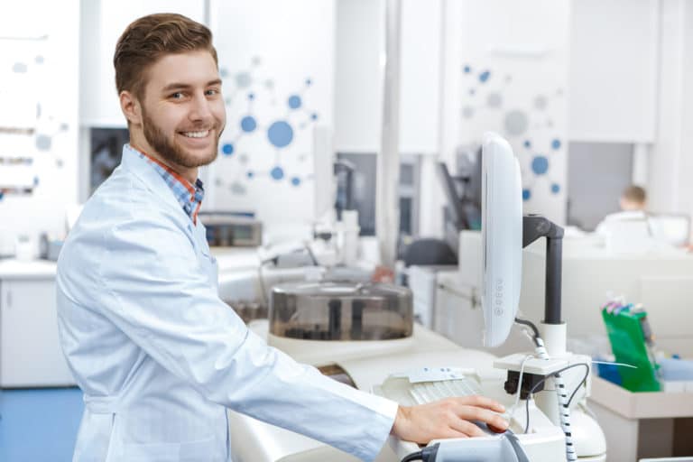 Microbiology Degree- Best Schools, Major & Programs