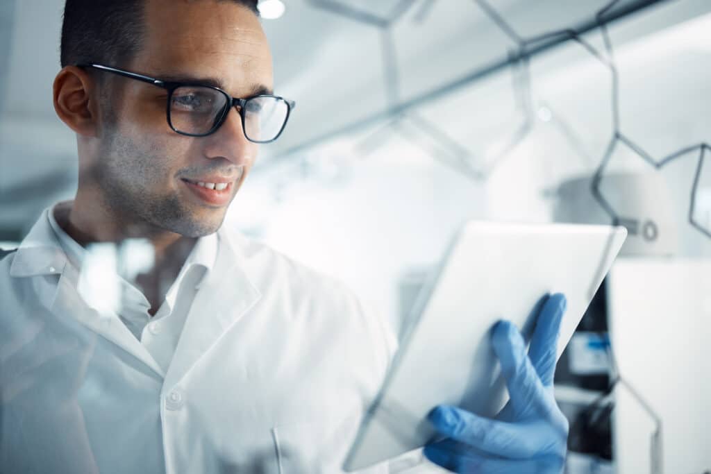 Pharmacy Technician License Vs Certification A Full Guide 2023 pharmacy-technician-license-vs-certification-a-full-guide-2023