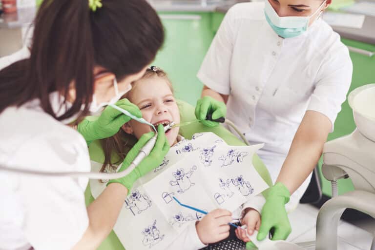 Pediatric Dental Assistant | Updated Guide 2024